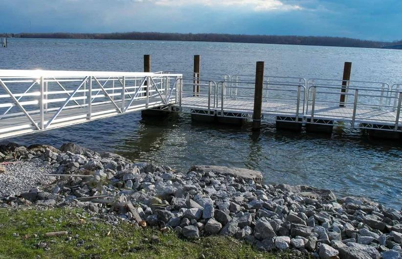 Floating Dock Systems | Lake Minnetonka Floating Docks | Tonka Built